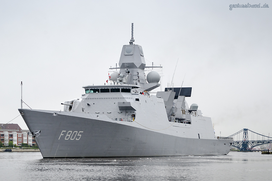 Fregatte HNMLS Evertsen (F 805) | Artikel | GENIUSSTRAND.DE